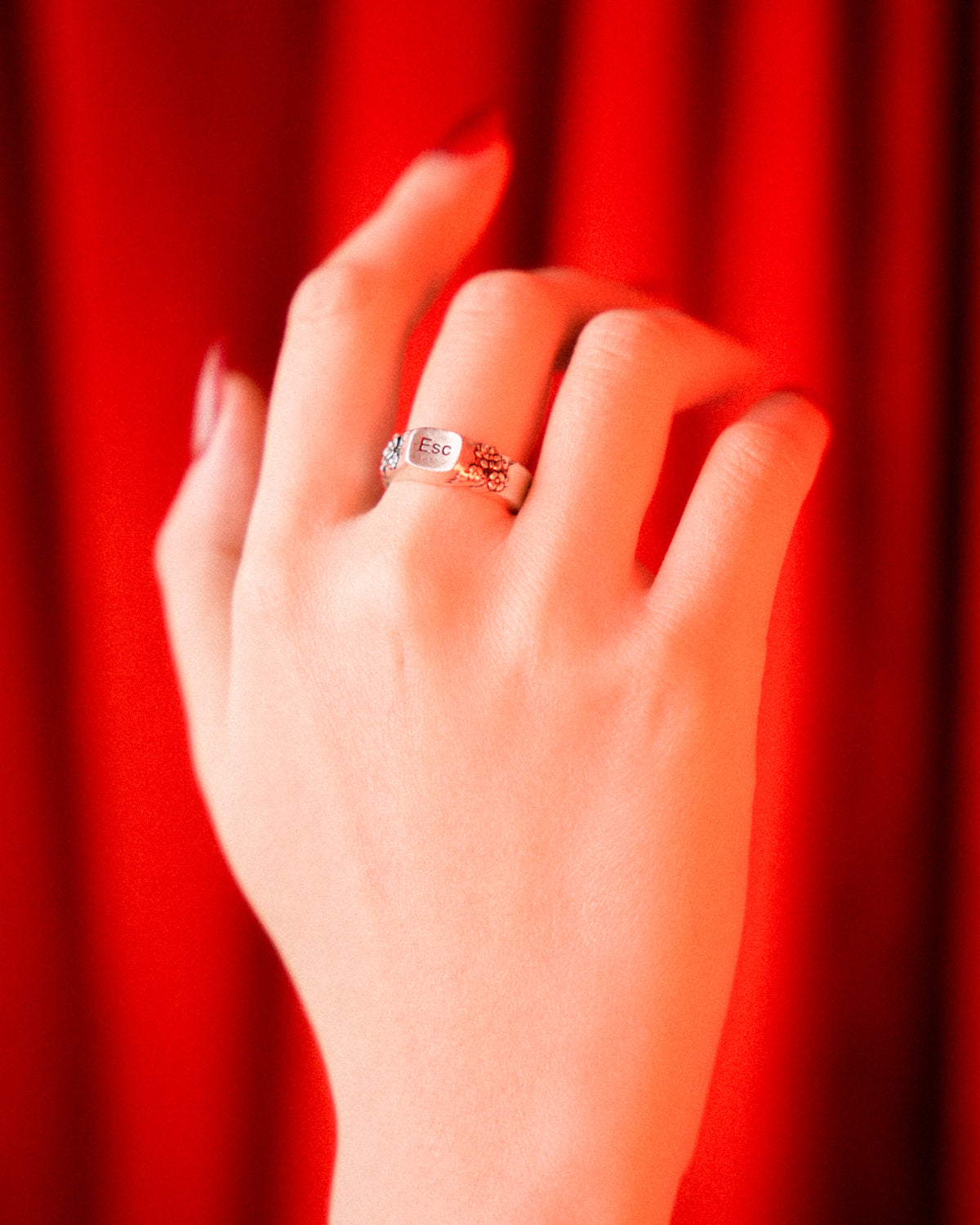 The Escape Ring– Cool Shirtz